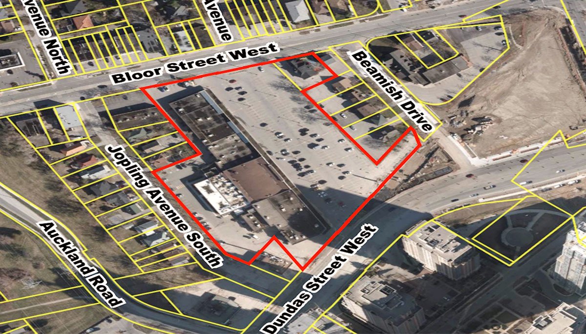Six Points Plaza Master-Planned Community | GTA-Homes